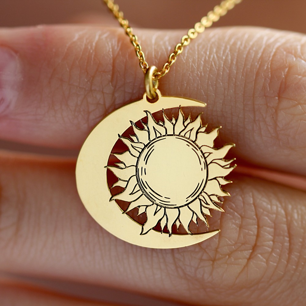 Ceres - Colier personalizat Soarele si Luna din argint 925 placat cu ...