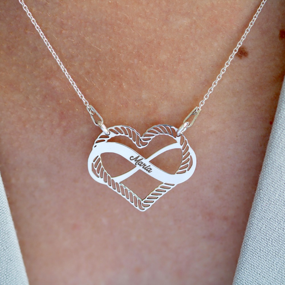 Aimee - Colier personalizat cu inimioara si infinit cu nume din argint 925